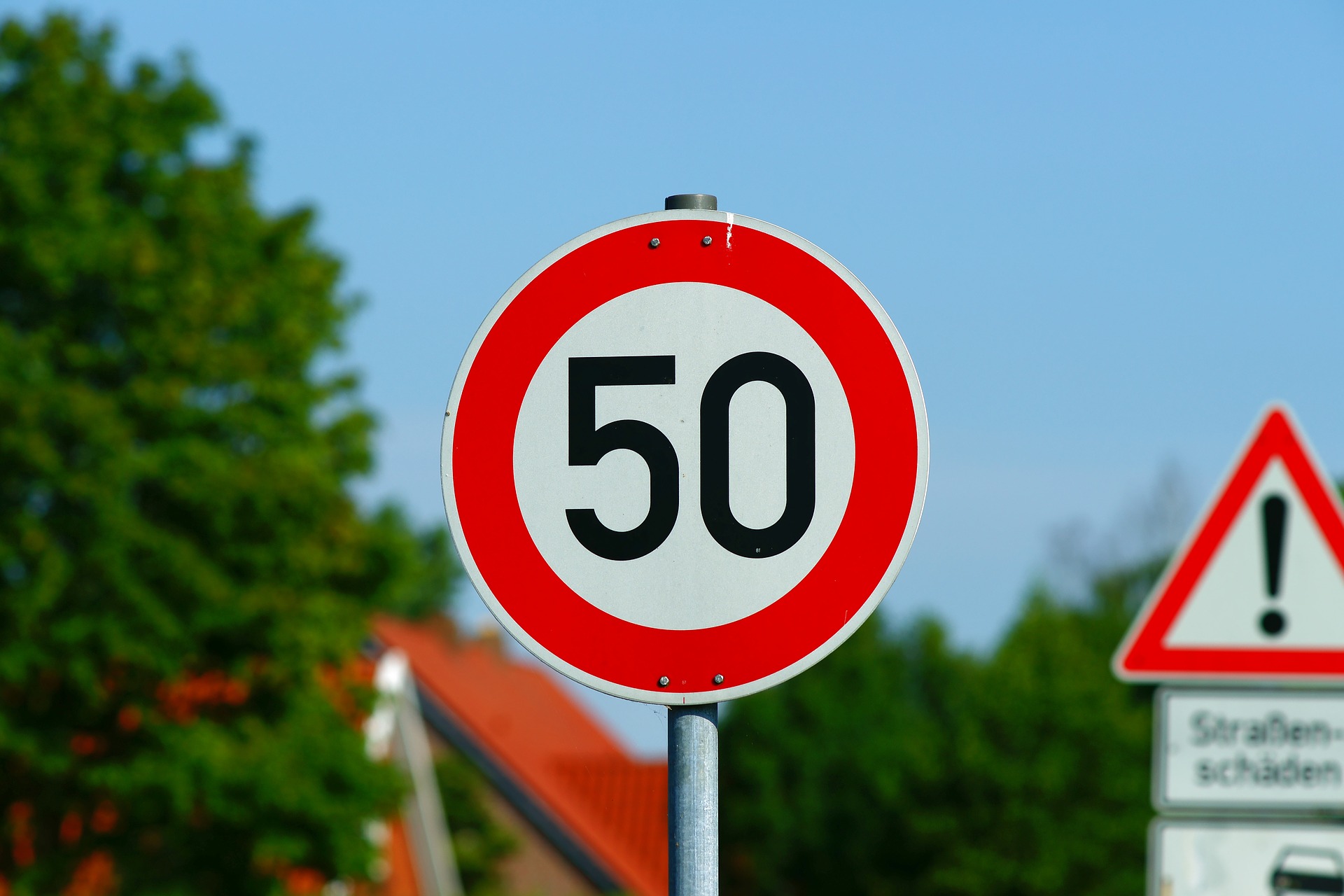 Bu geld In Der 50er Zone Das Erwartet Autofahrer Die Geblitzt Wurden